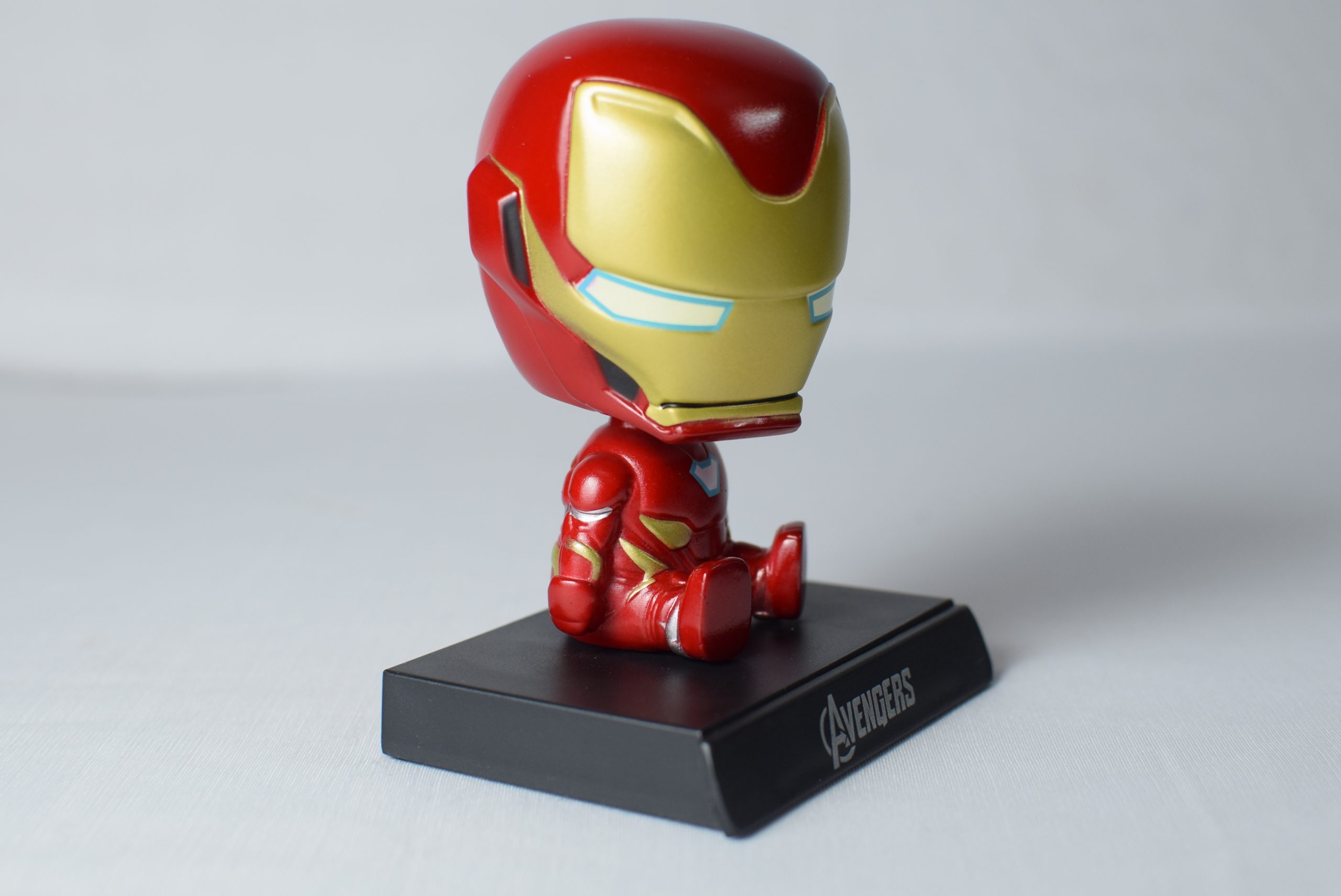 Iron Man Bobble head super hero limited edition with mobile holder – SELLET
