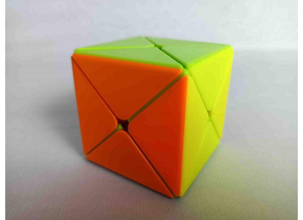 Rubix Cube Design no.1 – Sellet